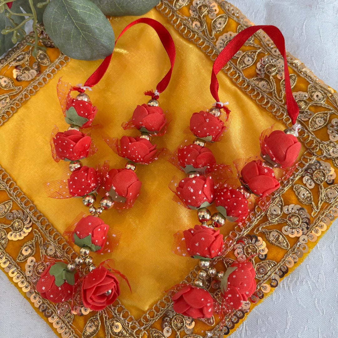 Mala for Radha Krishna Red and Pink Roses Garlands for Durga Maa and ...