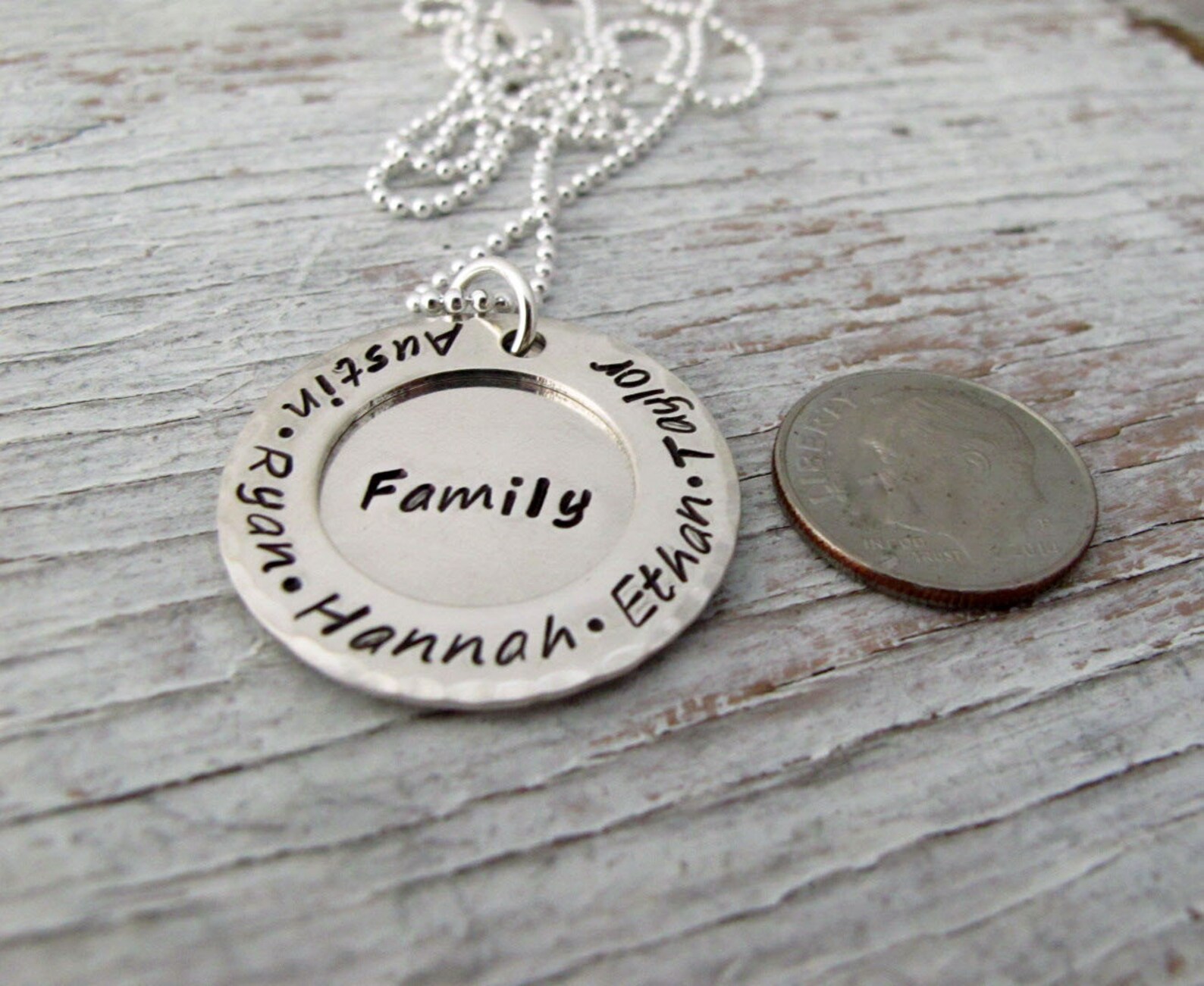 Personalized Family Necklace for Mom Mother's Necklace - Etsy