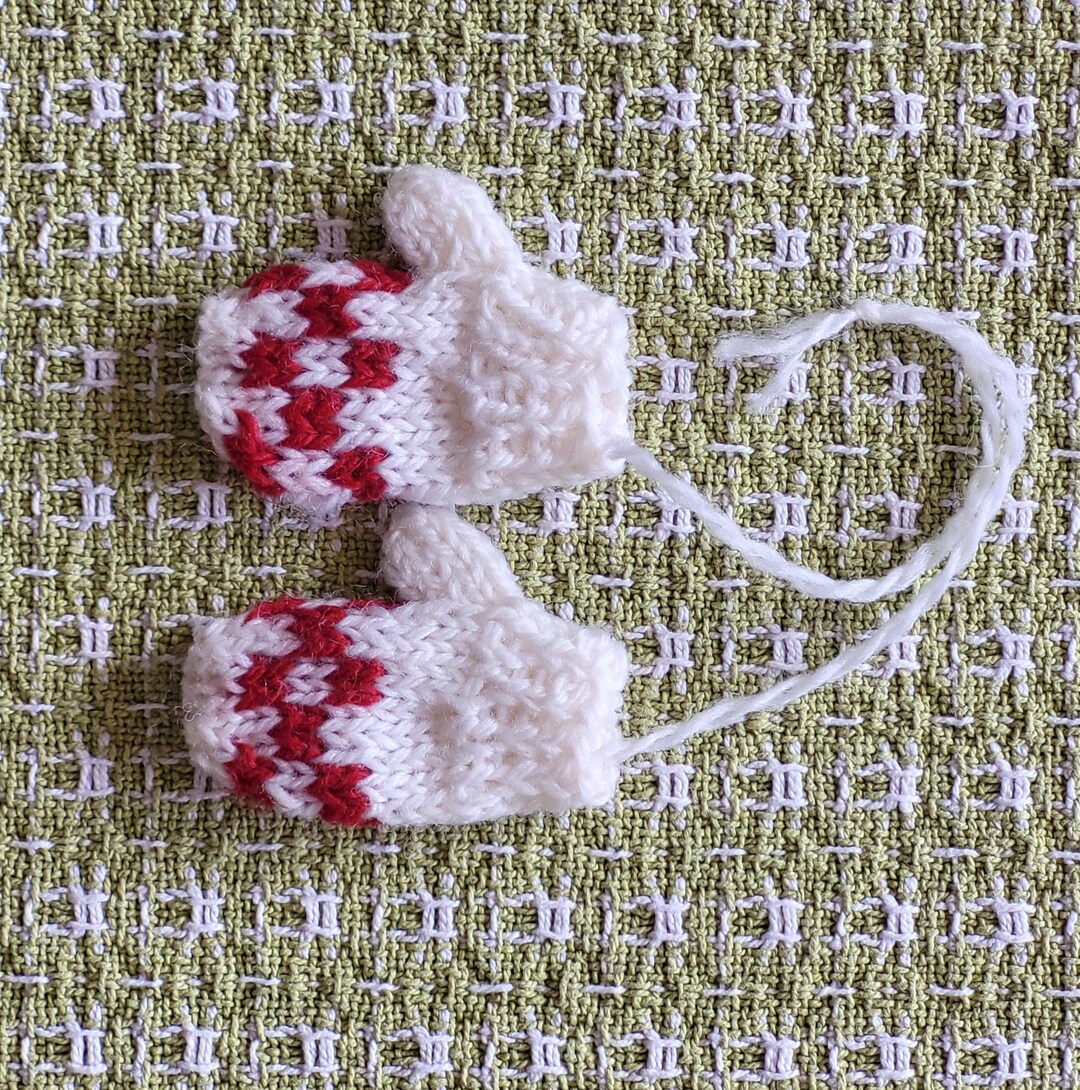 Miniature Hand Knit Mitten Ornaments White With Red Checks - Etsy