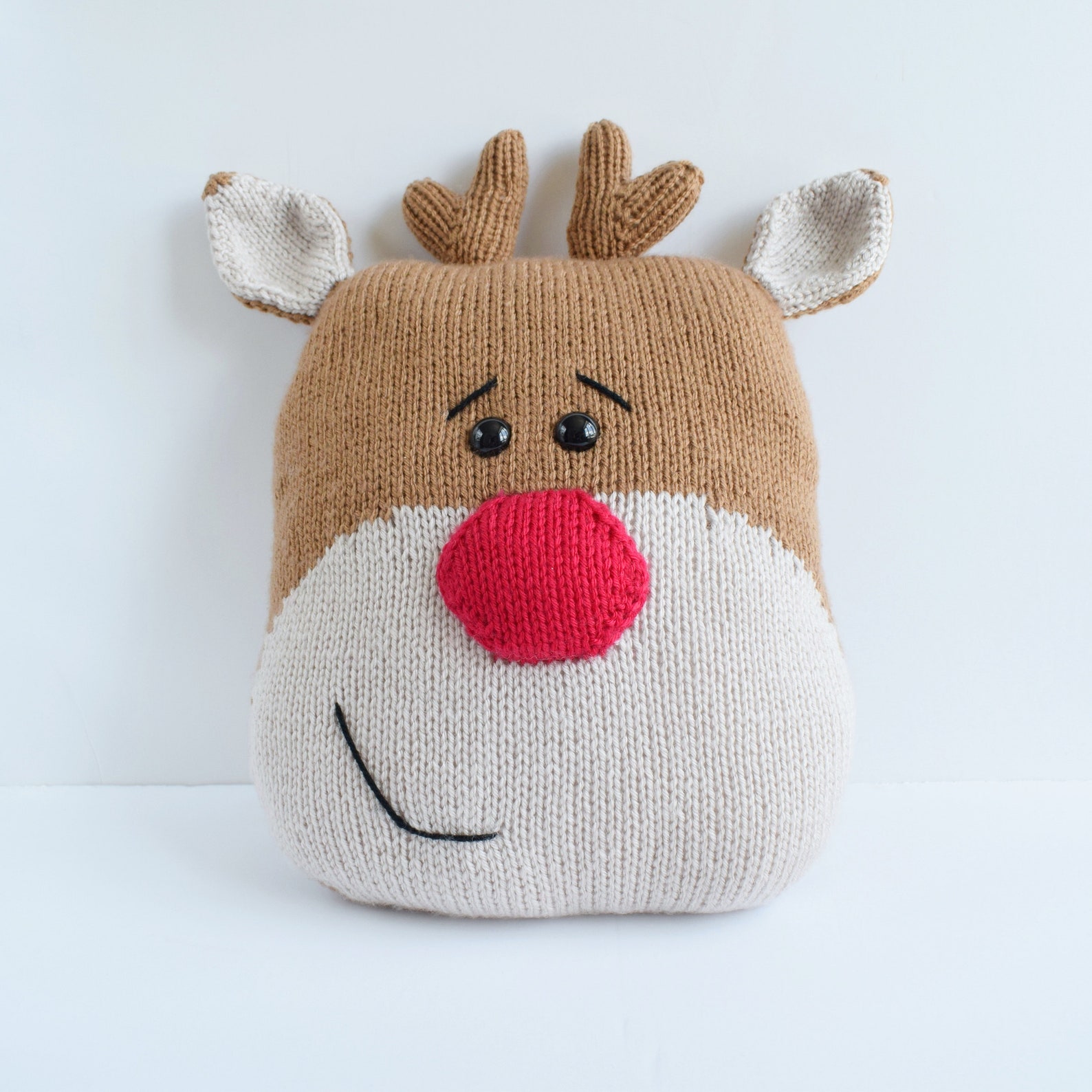 Red Nose Reindeer Cushion Knitting Pattern - Etsy