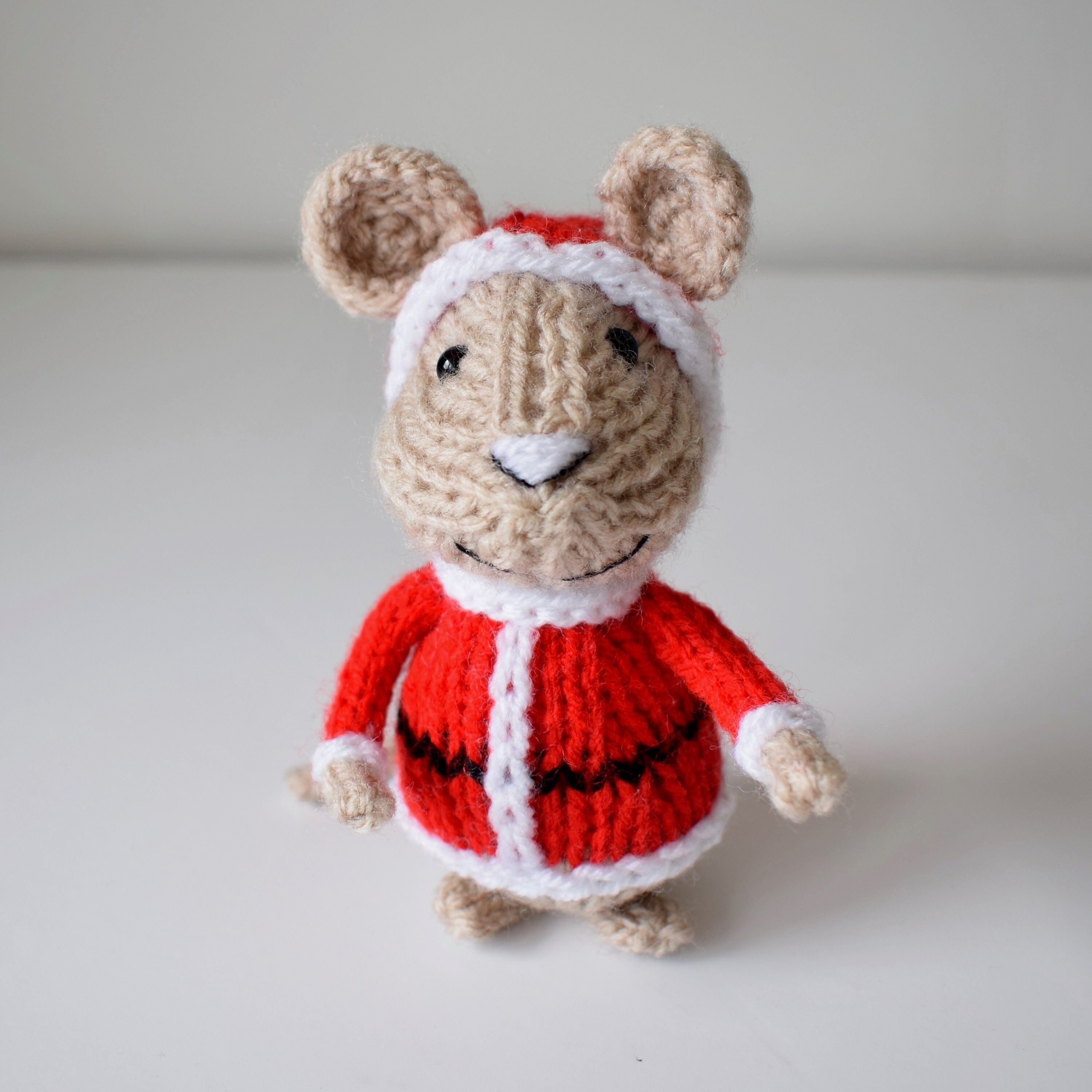 Festive Mice Decorations Knitting Pattern - Etsy Canada
