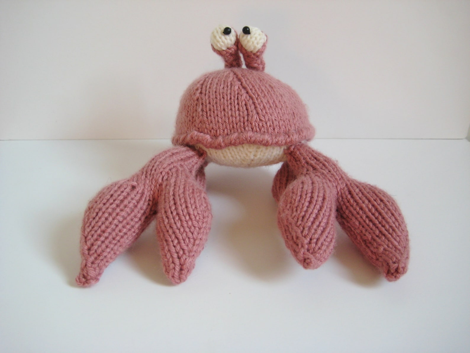 Pinky the Crab Toy Knitting Pattern - Etsy