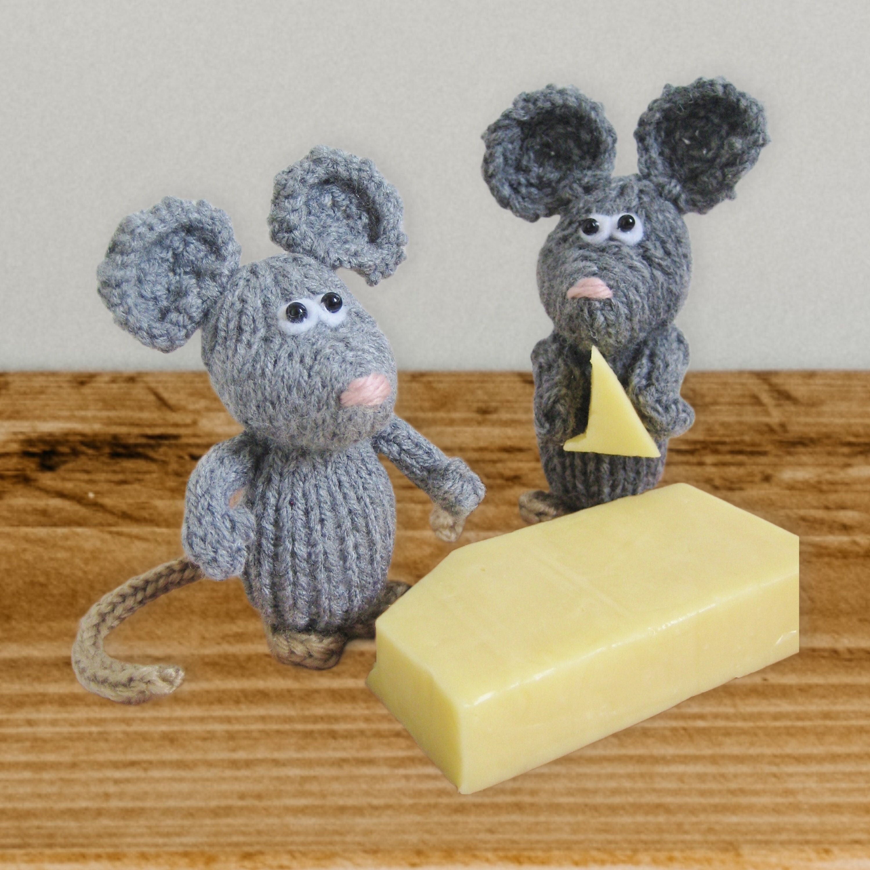 Dinky Mice Toy Knitting Pattern - Etsy UK