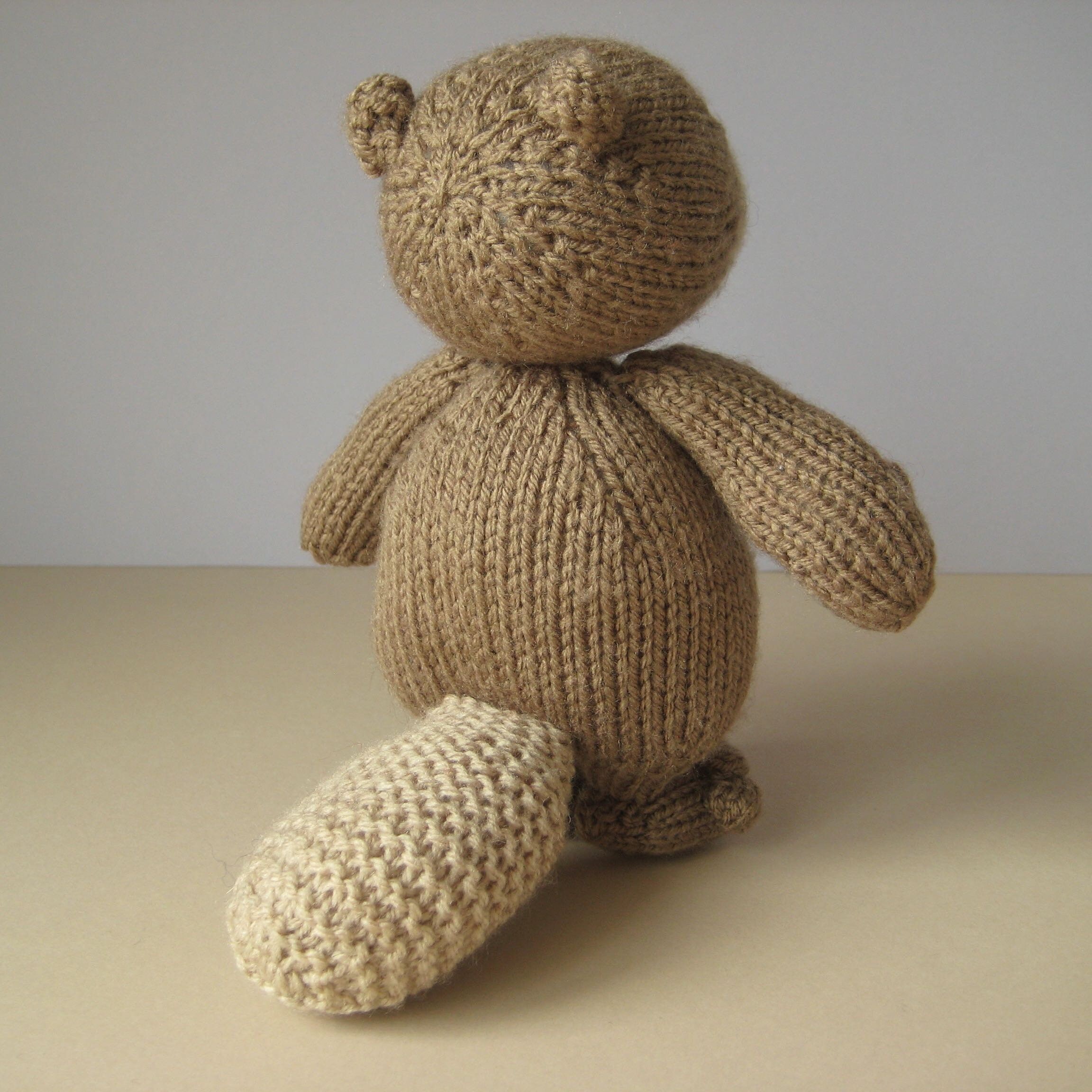 Foggy the Beaver toy knitting pattern | Etsy