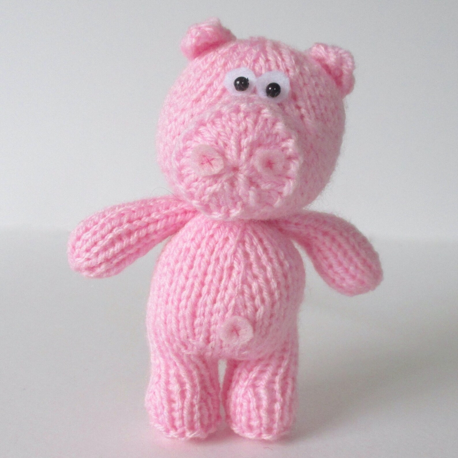 Pipsqueak the Pig Toy Knitting Pattern | Etsy