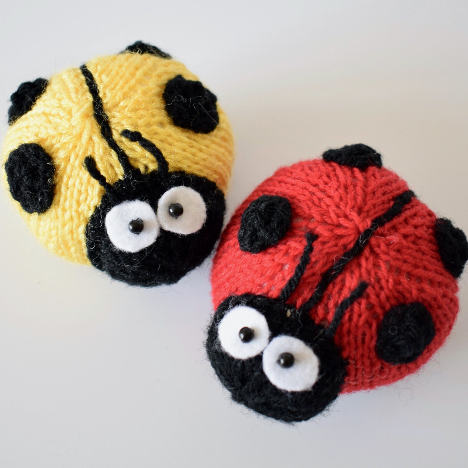 Spots the Ladybird Toy Knitting Pattern - Etsy