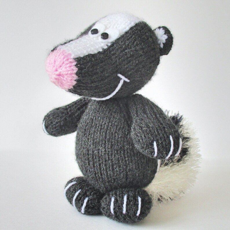 Cyril the Skunk Toy Knitting Patterns - Etsy