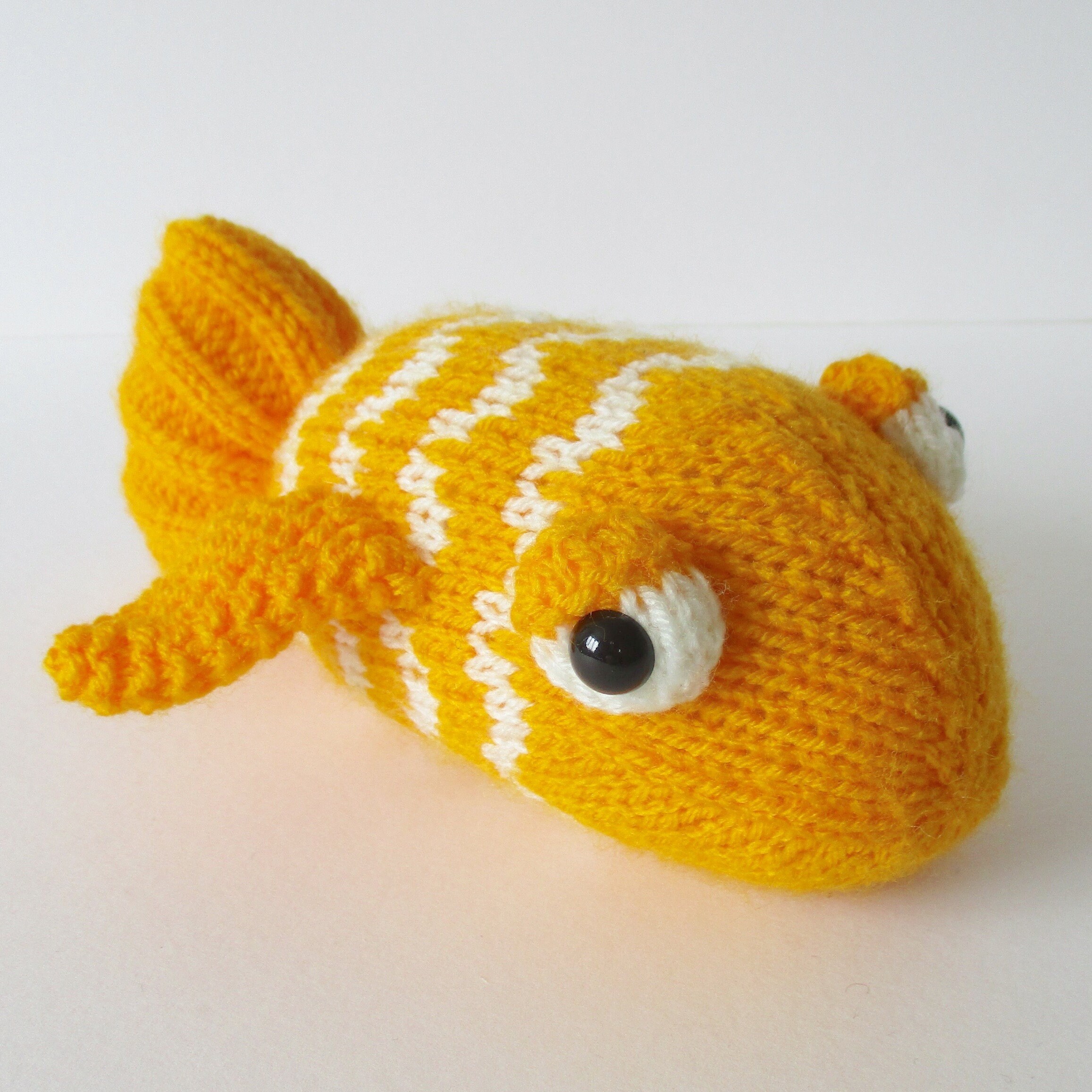 George the Goldfish Toy Knitting Pattern | Etsy