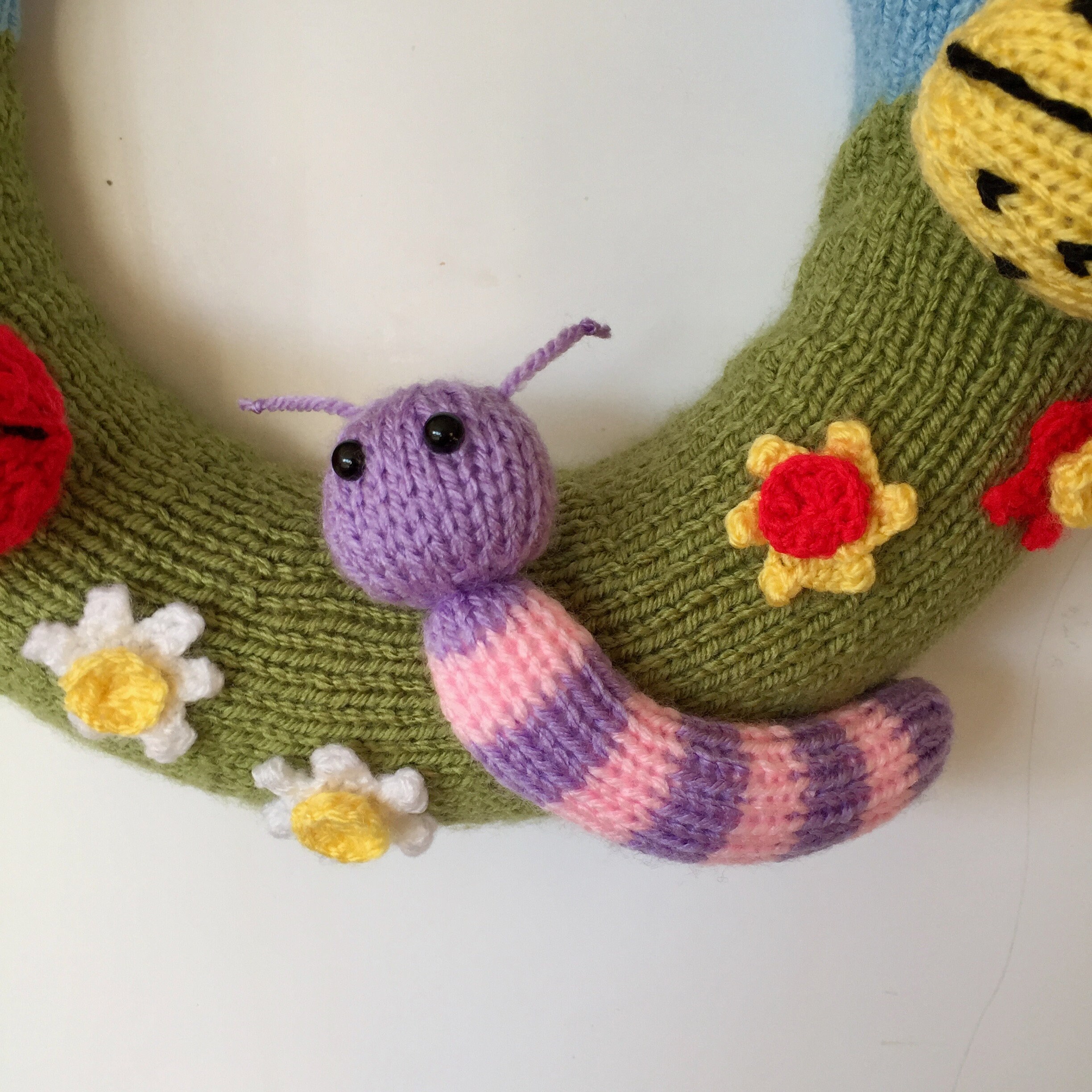 Love Bugs Spring Wreath Knitting Pattern PDF - Etsy