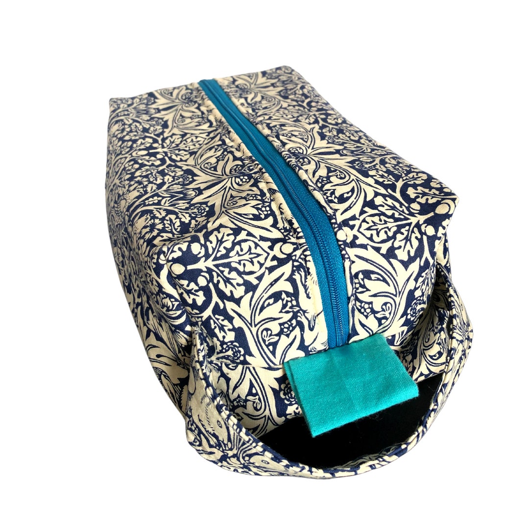 Toilet Bag, William Morris Brer Rabbit Wash Bag, Dopp Kit and Matching ...