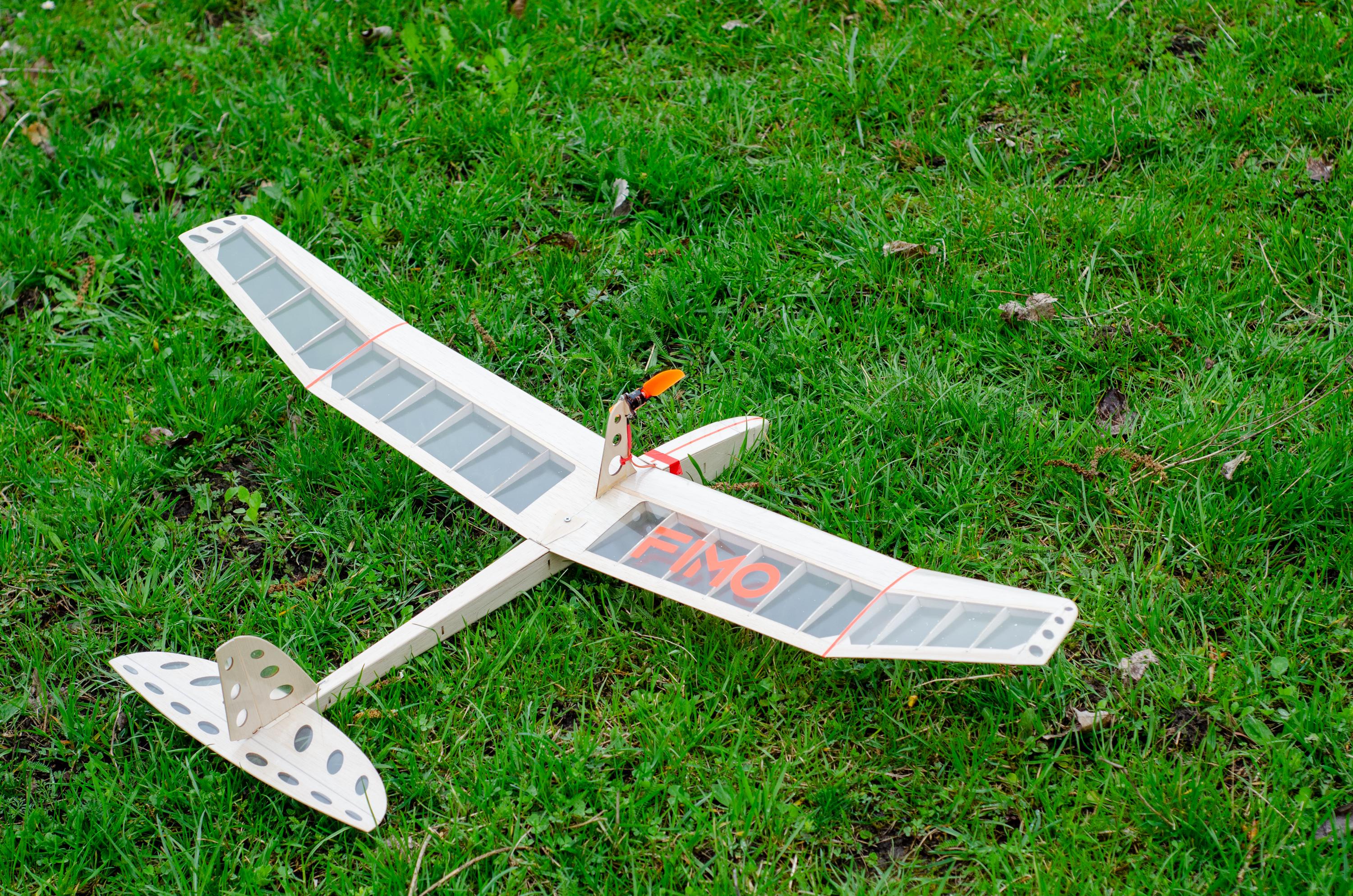 Fimo RC Glider 250g | DXF Plans for Balsa Models | Laser-cut Ready ...
