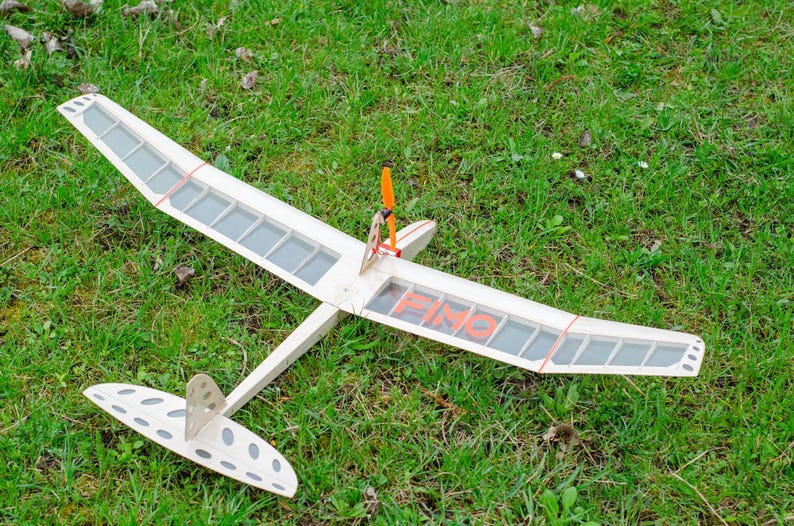 Fimo RC Glider 250g | DXF Plans for Balsa Models | Laser-cut Ready ...