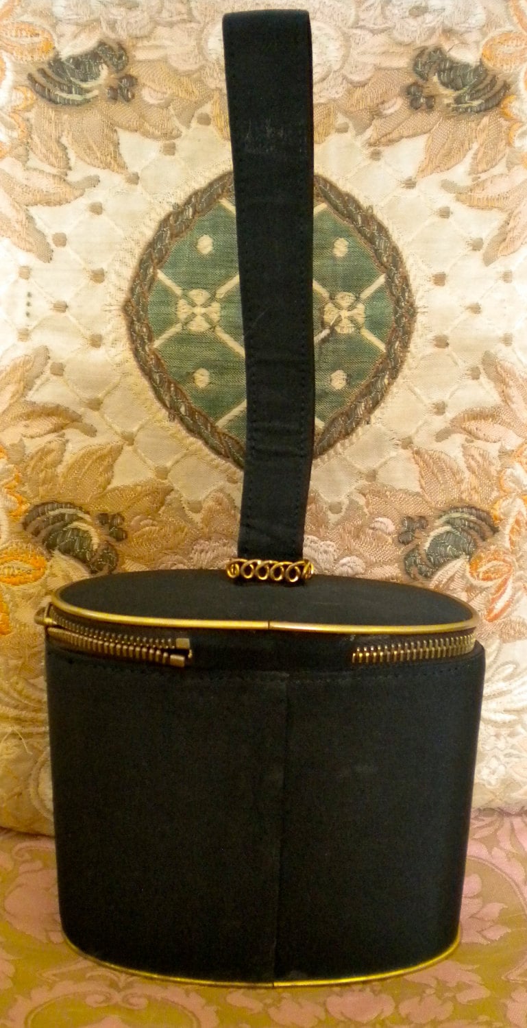 Vintage Black File With Floral Needlepoint Purse - Etsy