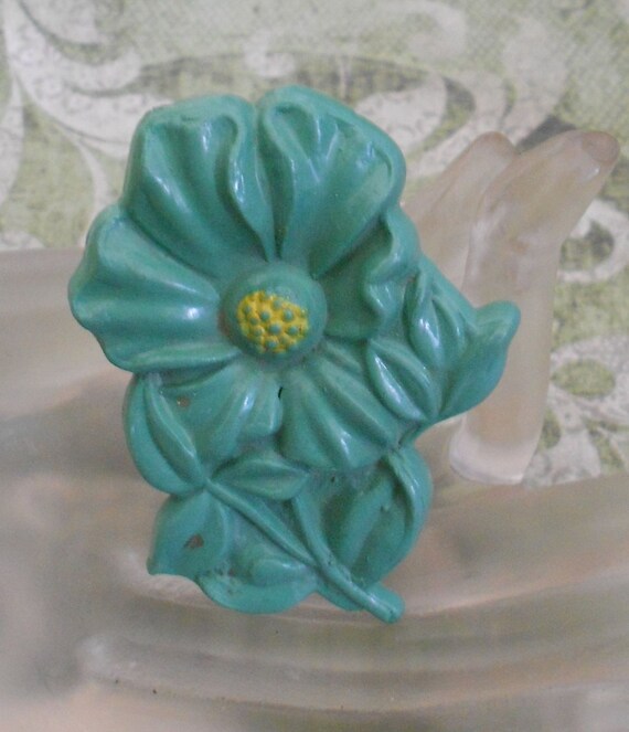 1930's Mint Green Celluloid Floral Pin - Gem