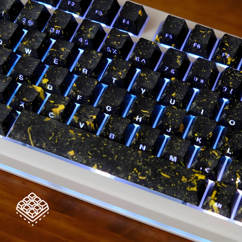 Golden Night Sky Keycaps: 135 PBT Double Shot Shine Through Cherry ...