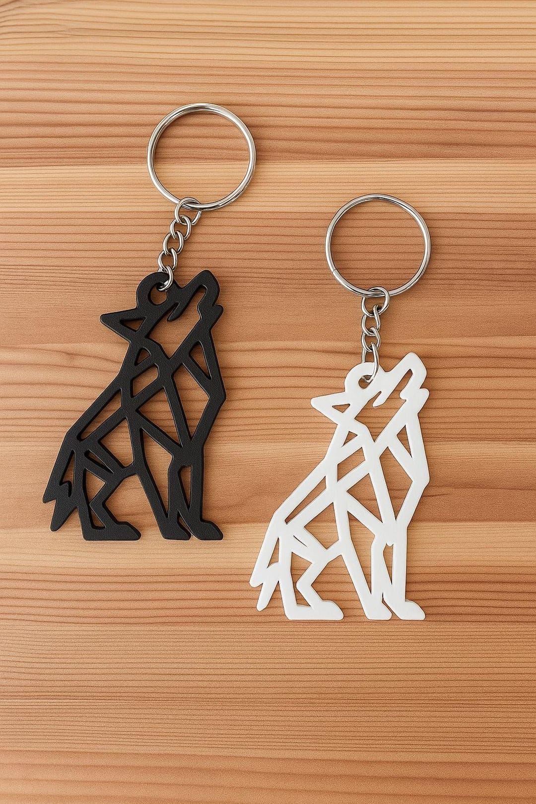 Geometric Wolf Keychain – 3D Printed in PLA – Origami Design – Symbol ...