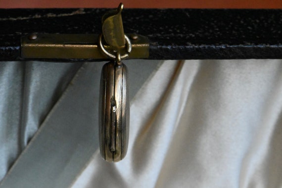 Antique Victorian 1870s memento mori locket with hair… - Gem