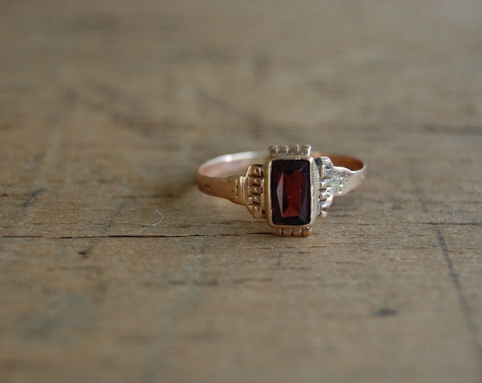 RESERVED /// Victorian Garnet Ring / 1890s Jewelry / RED CURRANT - Etsy