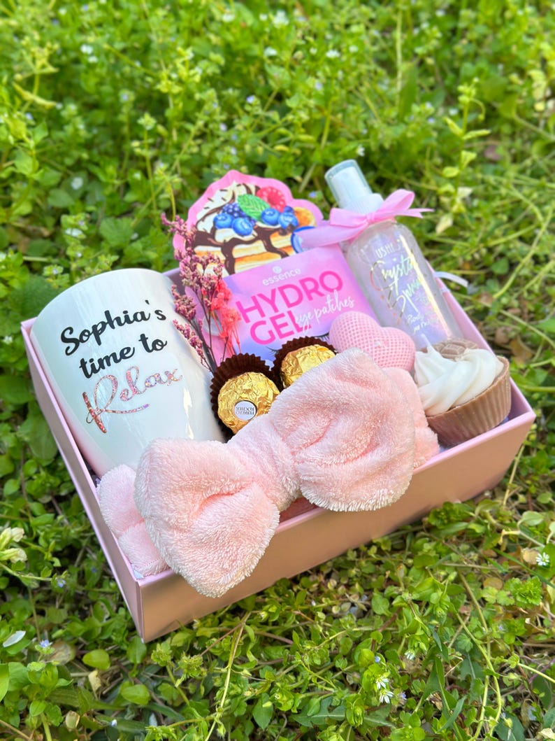 Personalized Spa Gift Set in A Box – Custom Mug, Hearth Shaped Soap ...