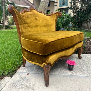 Baroque Rococo Velvet Settee, Louis Xv Settee French Provincial Velvet ...