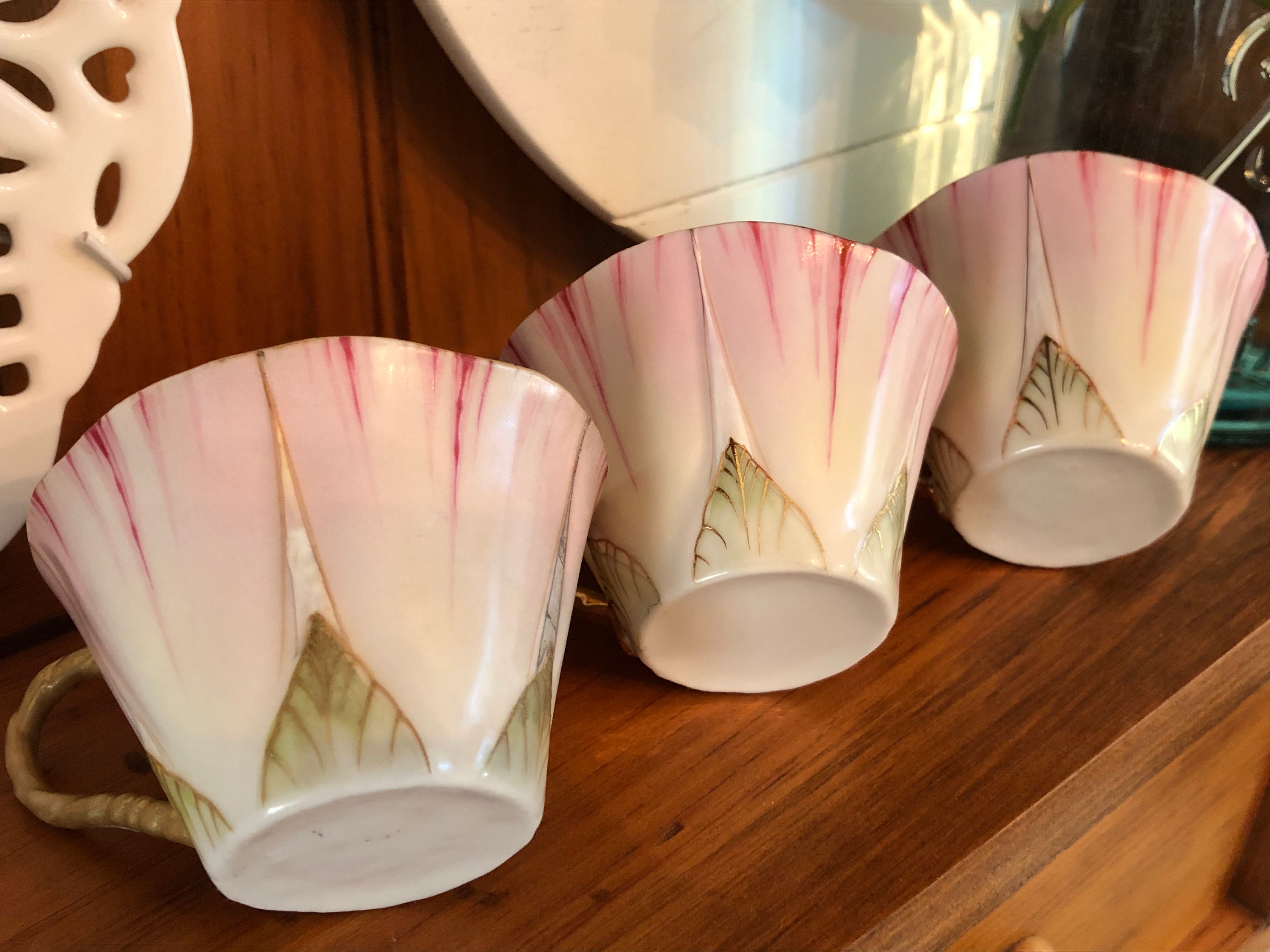 6 FLOWER SHAPED TEACUPs / Demitasse Tea cups gold handle hand painted ...