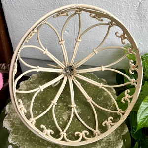 Vintage Chippy Metal Scroll Decor, Chippy Cream Metal Scroll Top ...