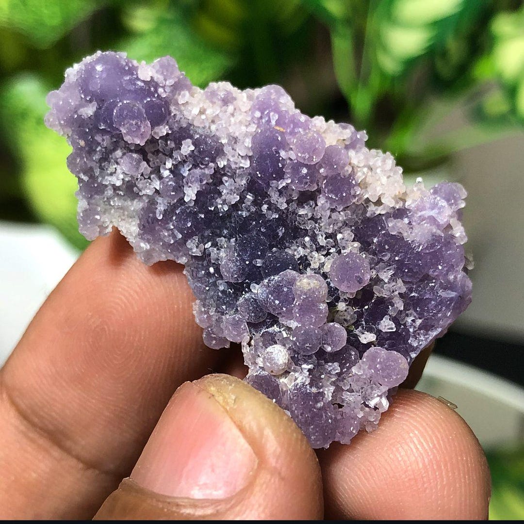 Unique Grape Agate Specimen Cluster | Gif Te , Gifttings ,giftedly - Etsy