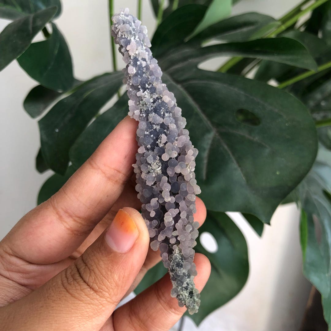 Unique Grape Agate Specimen Cluster | Gif Te , Gifttings ,giftedly - Etsy
