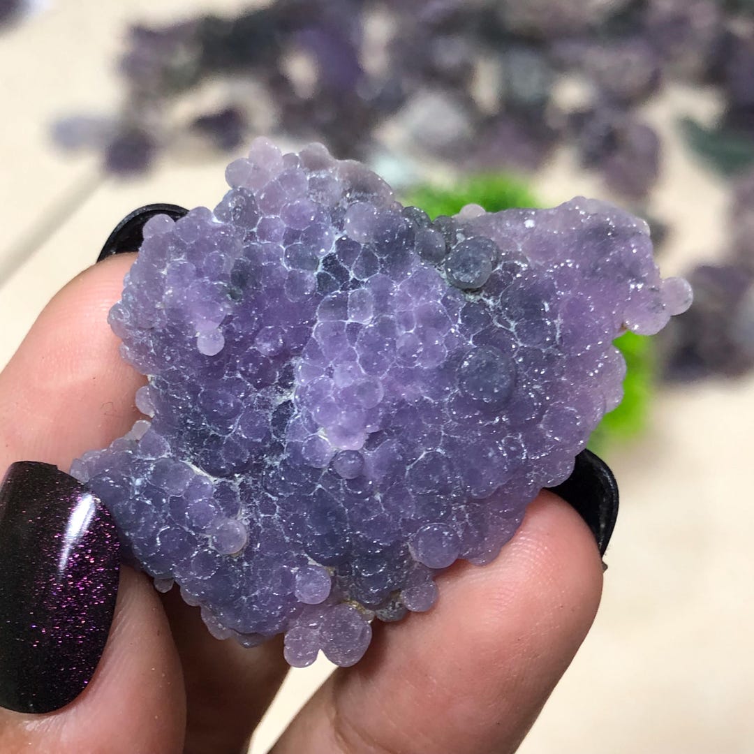 Unique Grape Agate Specimen Cluster | Gif Te , Gifttings ,giftedly - Etsy