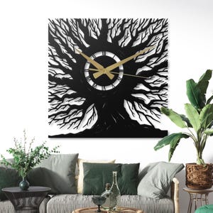 Metal Tree of Life Wall Clock: Celtic Family Roots Art, Roman Numerals ...