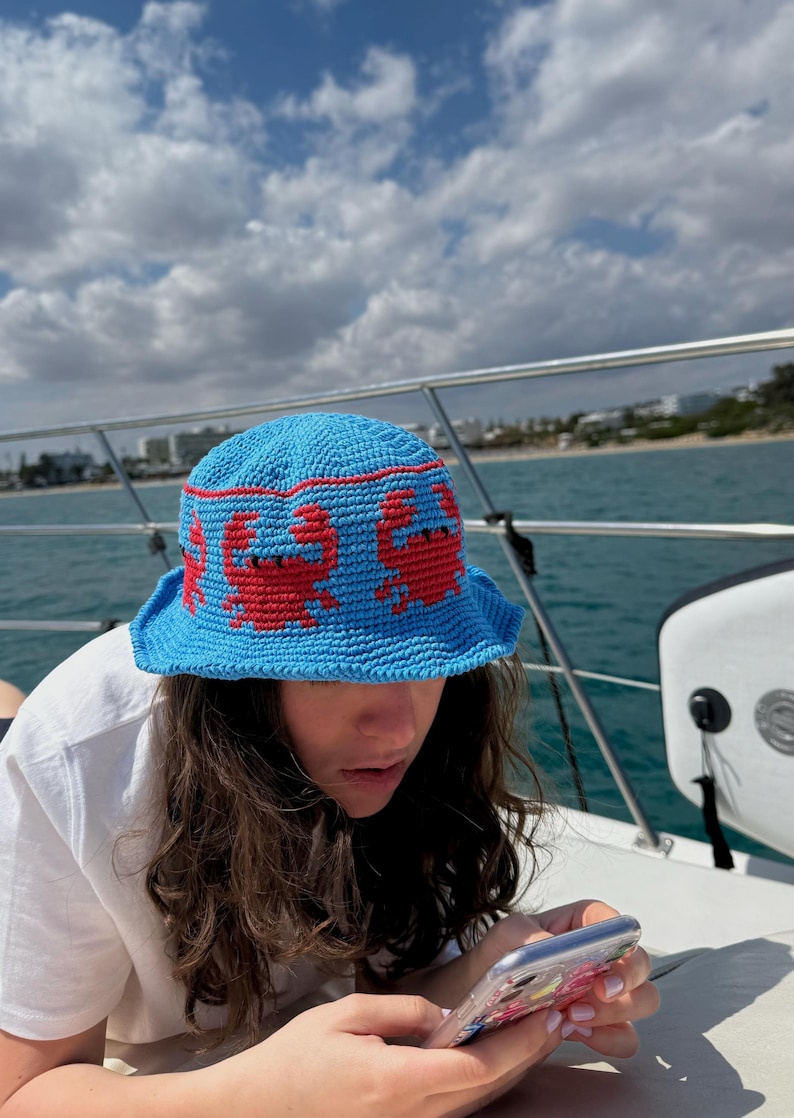 Crab Bucket Hat Crochet Pattern PDF, Coastal Summer, Colorwork - Easy ...