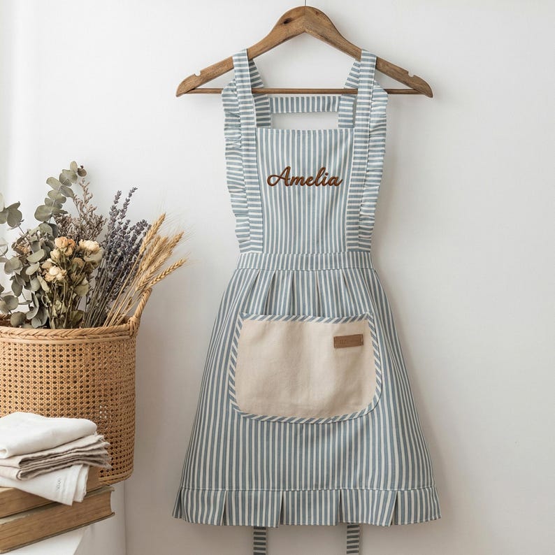 Personalized Striped Apron With Pockets, Embroidered Baking Kitchenwear ...