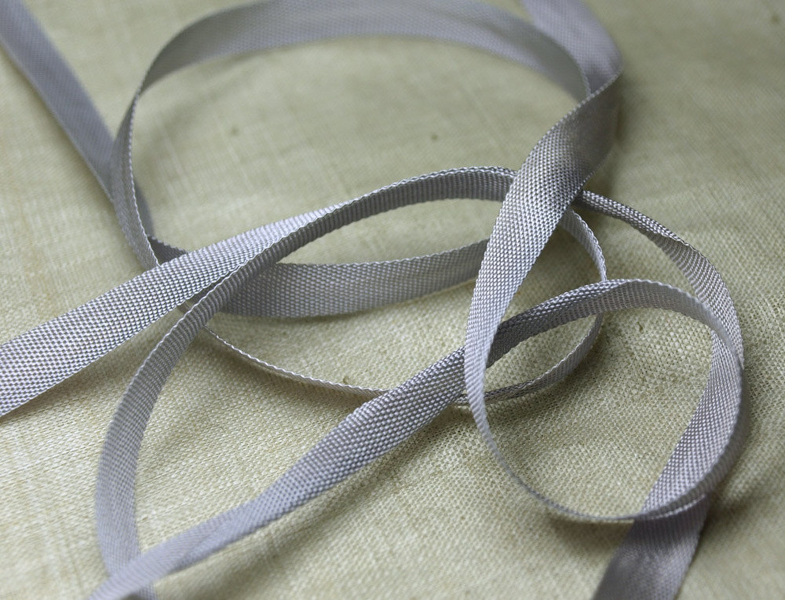 Bulk Ribbon 10 Feet of Flat Pale Lavender/grey Ribbon. - Etsy