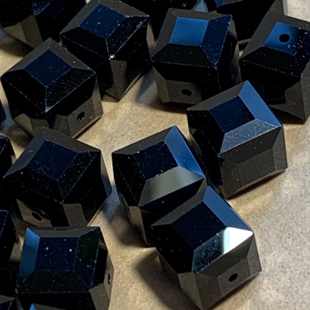 Swarovski Crystal 8mm Cubes, Jet, 4 Beads - Etsy