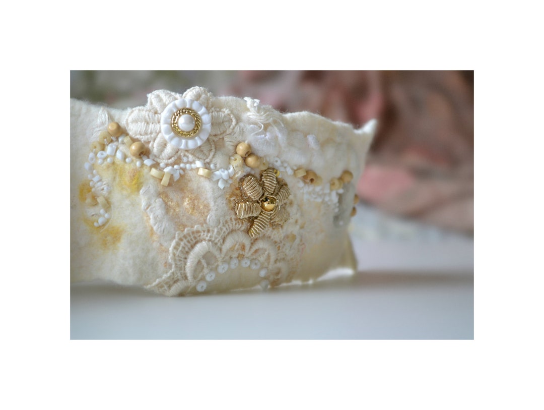 Handmade Felted Wool Bracelet - Etsy