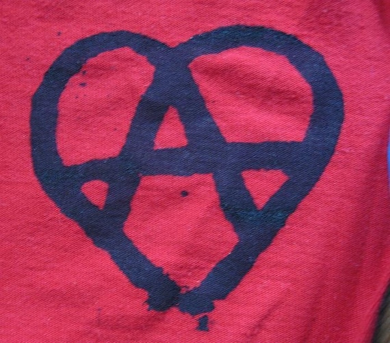 Anarchie coeur Patch noir sur fond rouge patch anarchy | Etsy