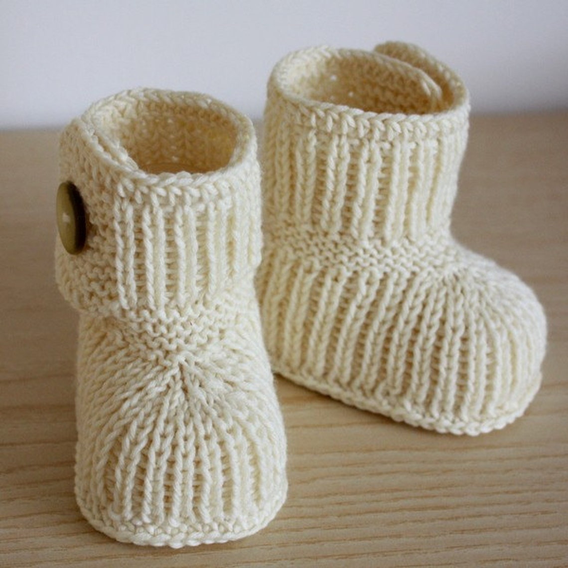 Knitting PATTERN PDF Baby Booties, Winter Baby Boots, Newborn Booties ...