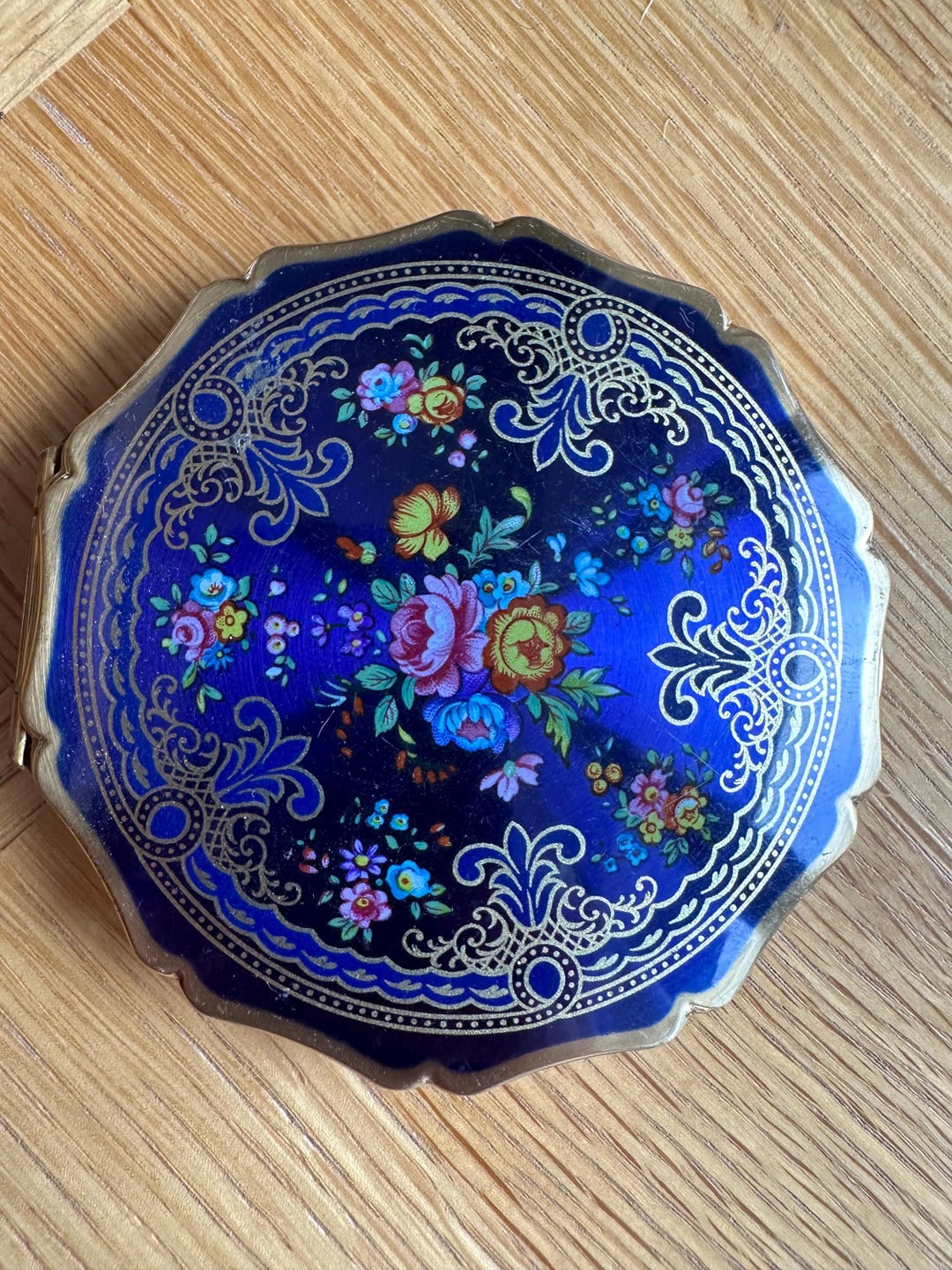 Vintage Stratton Powder Compact – 1950s Floral Enamel Cobalt Blue ...
