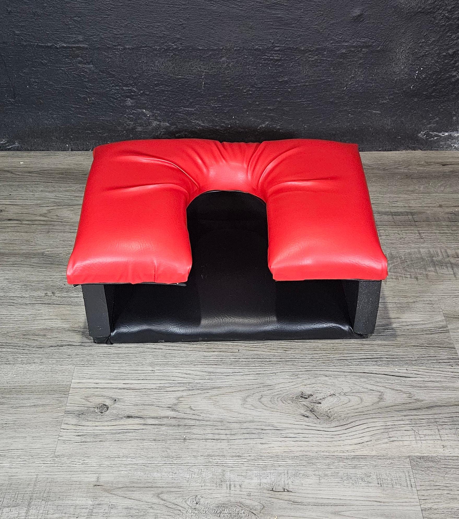Handcrafted Queening Chair – BDSM Face Sitting Furniture - Etsy