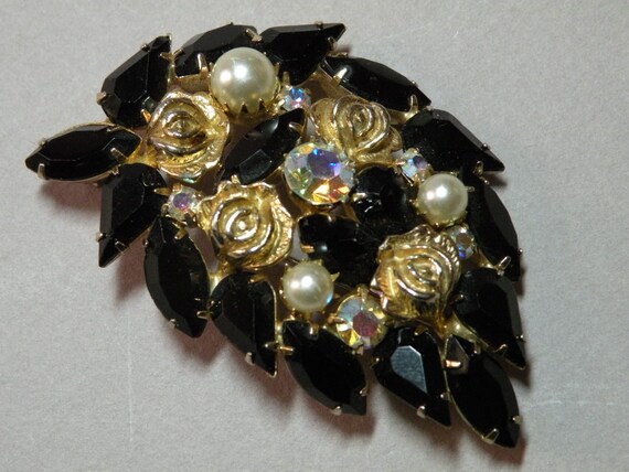 Vintage Jet Rose Leaf Brooch - Gem