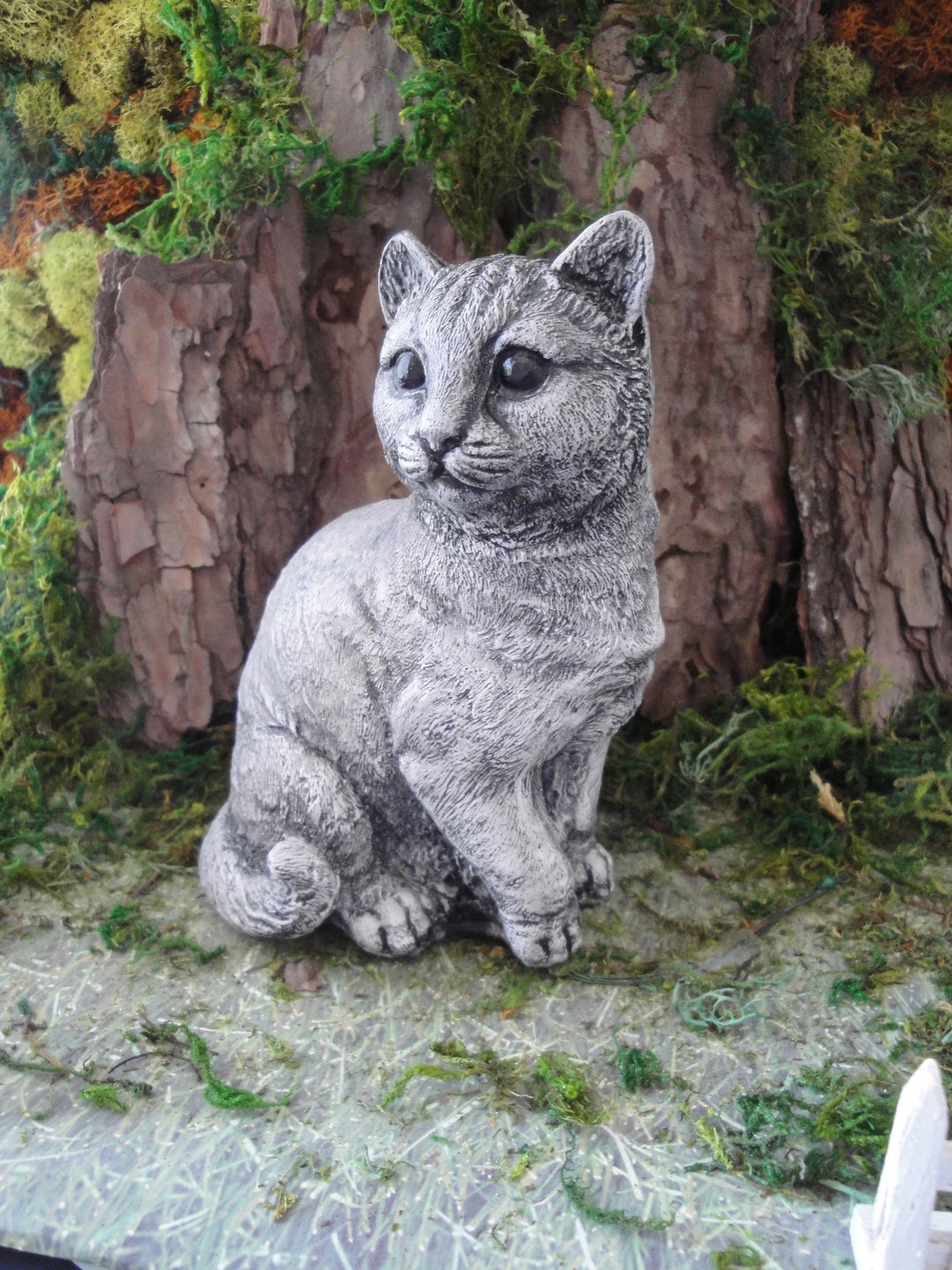 Detailed Grey Tone Cat Statue for Cat Memorial Statue or a Gift for a ...