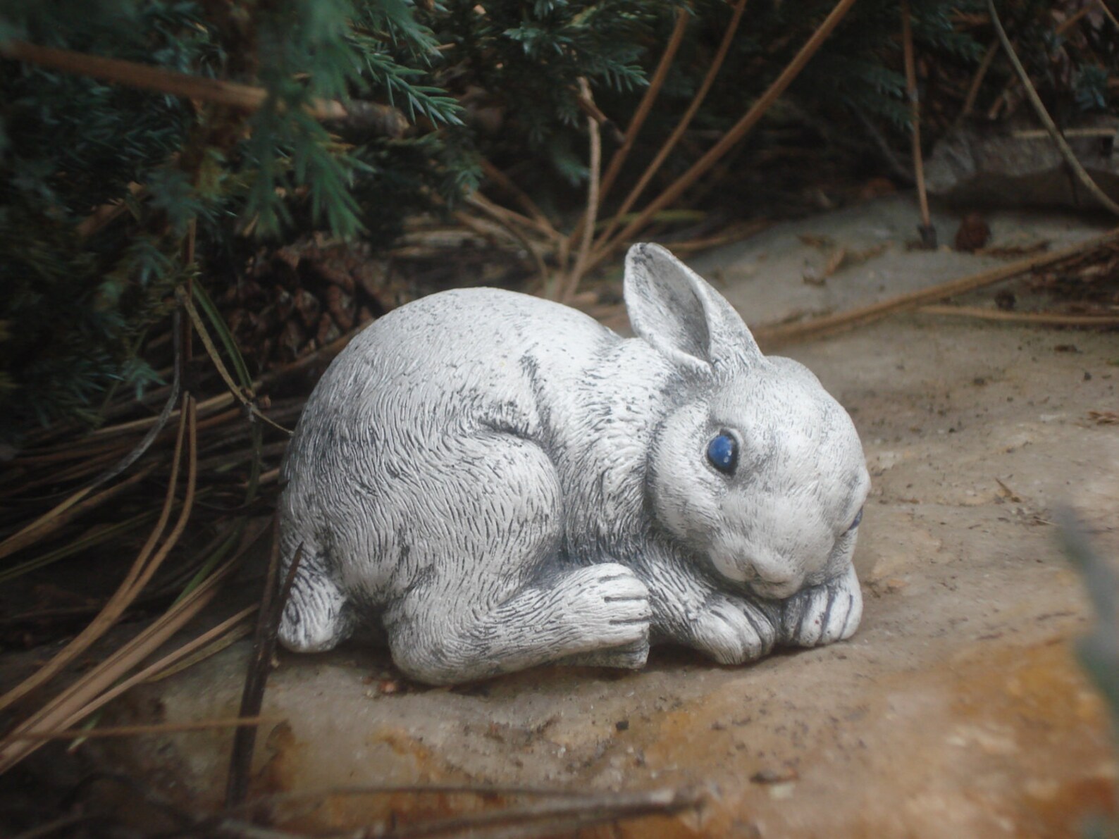 Rabbit Garden Statue, Fairy Garden, Rabbit Lover Gift, Rabbit Cake ...