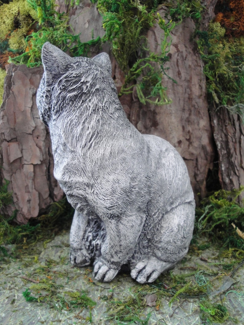 Detailed Grey Tone Cat Statue for Cat Memorial Statue or a Gift for a ...