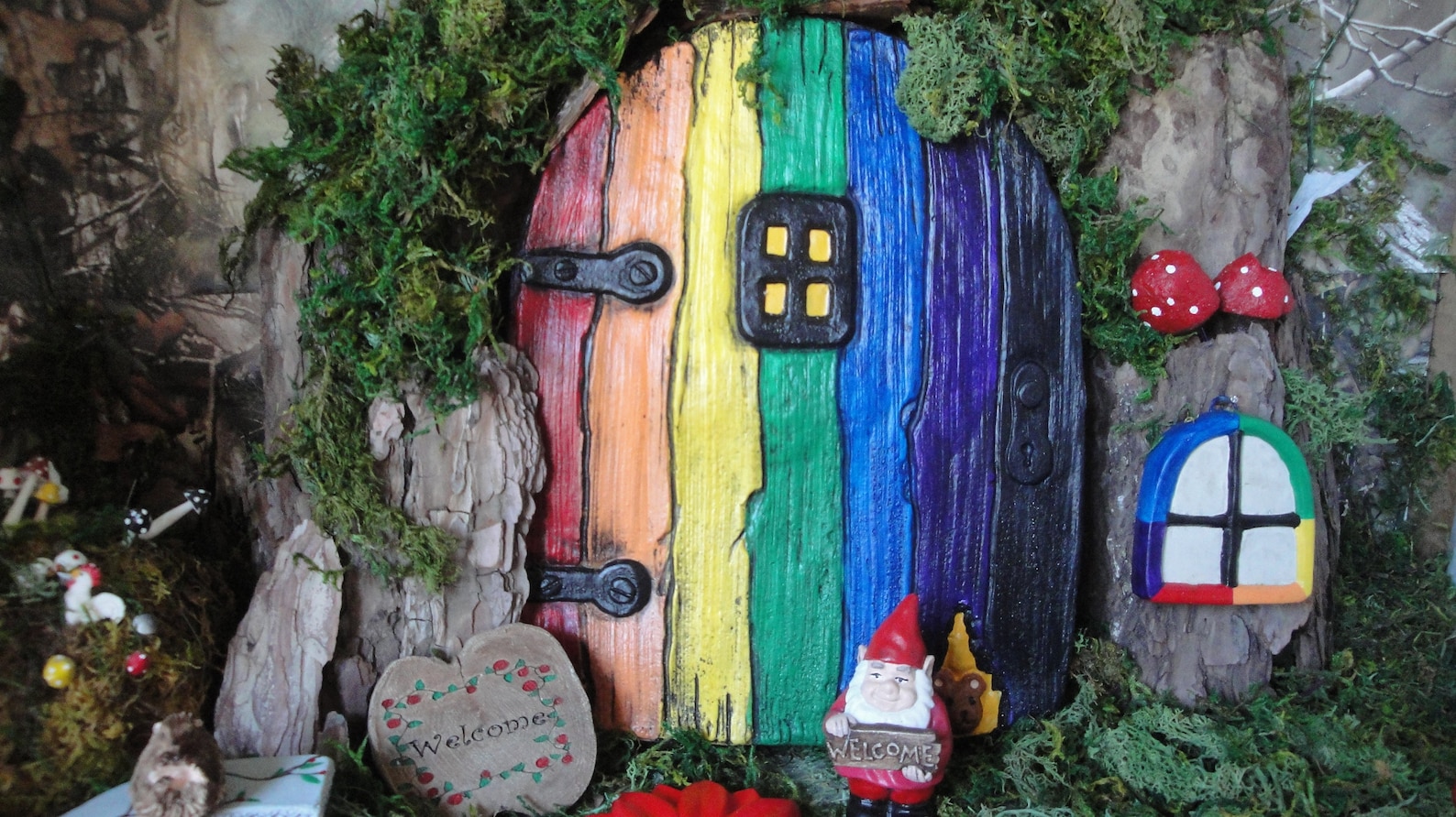 The Ultimate Fairy Door Collection With Extra Large Fairy Door With ...