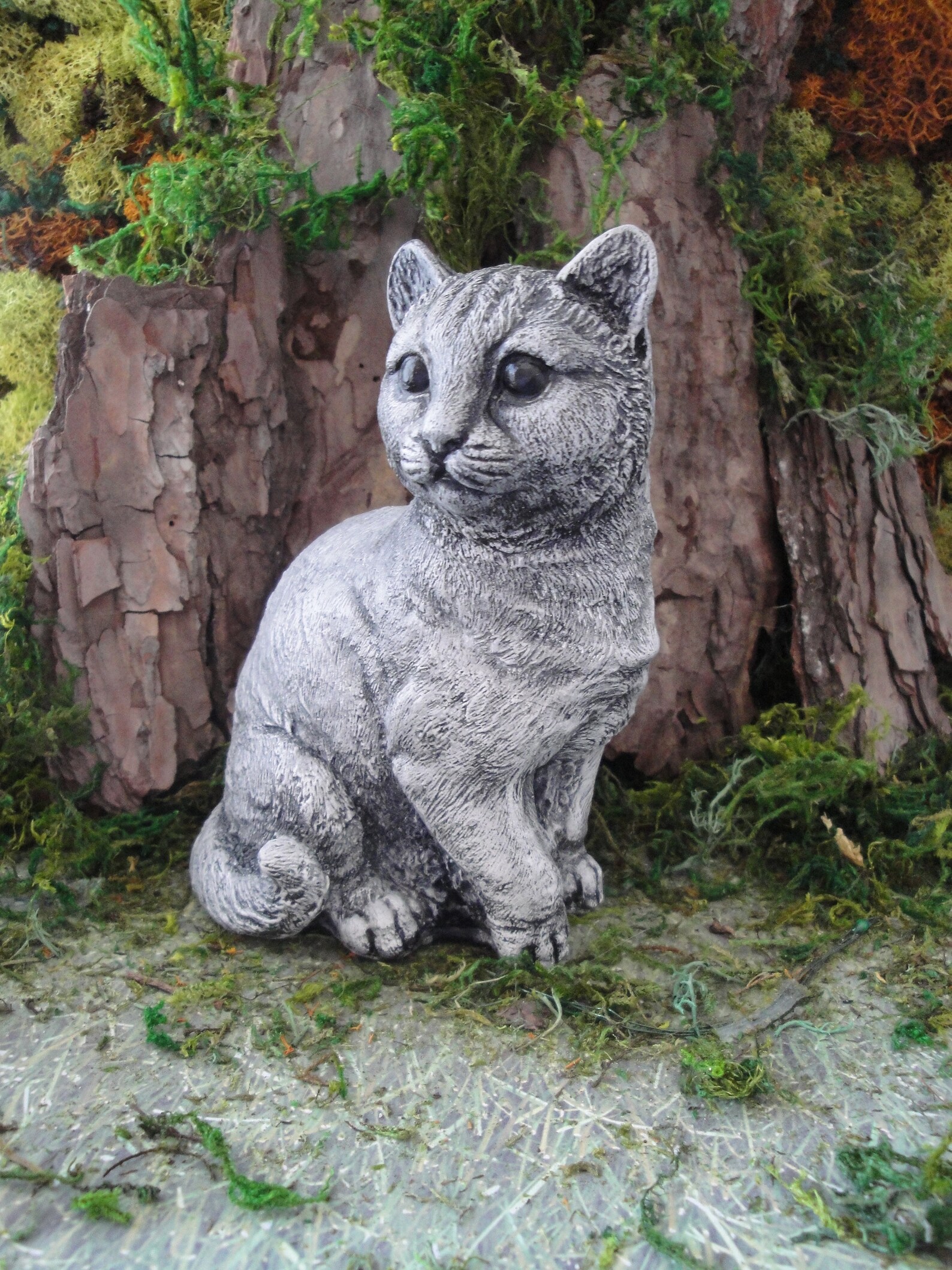Detailed Grey Tone Cat Statue for Cat Memorial Statue or a Gift for a ...