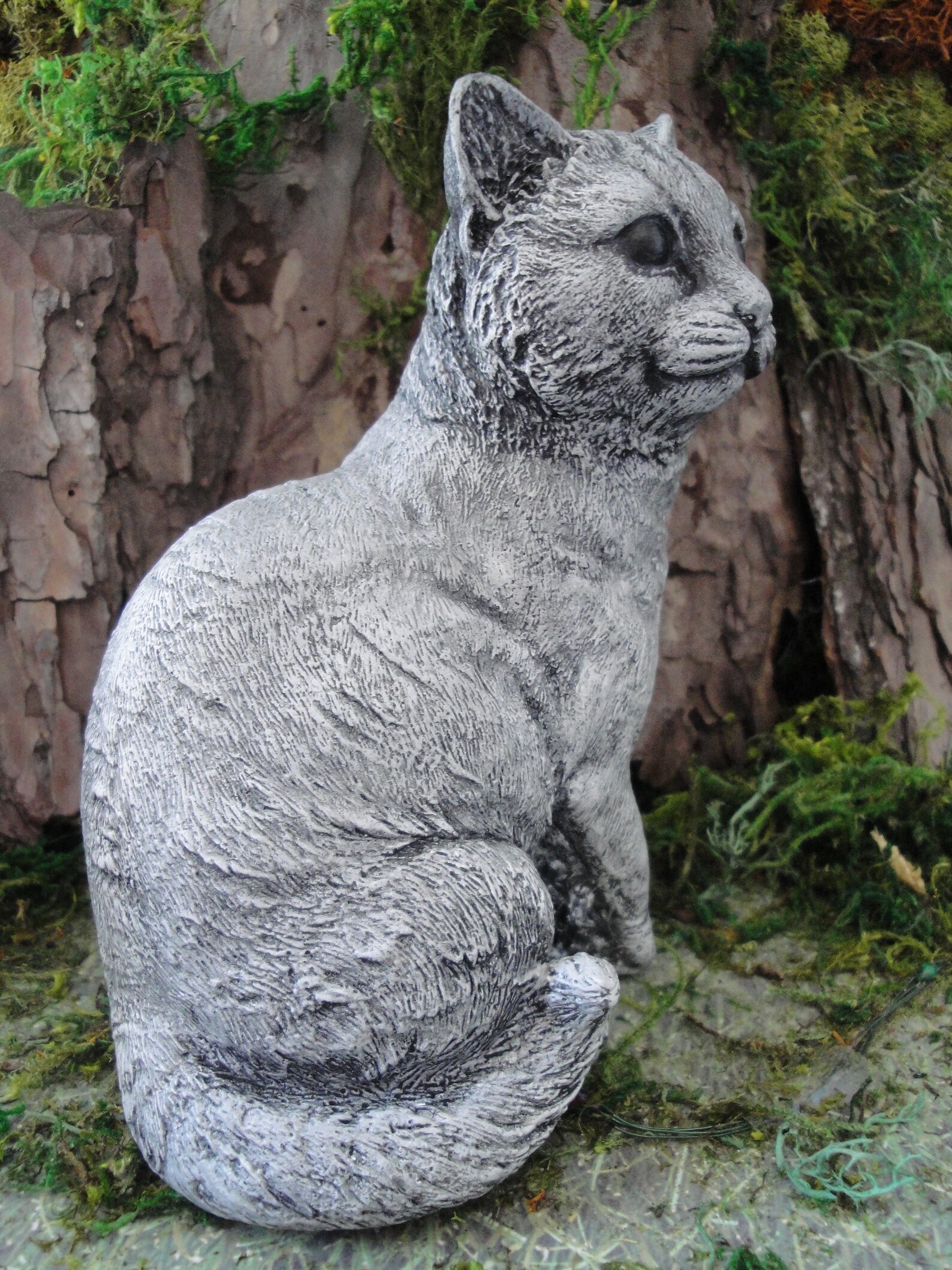 Detailed Grey Tone Cat Statue for Cat Memorial Statue or a Gift for a ...