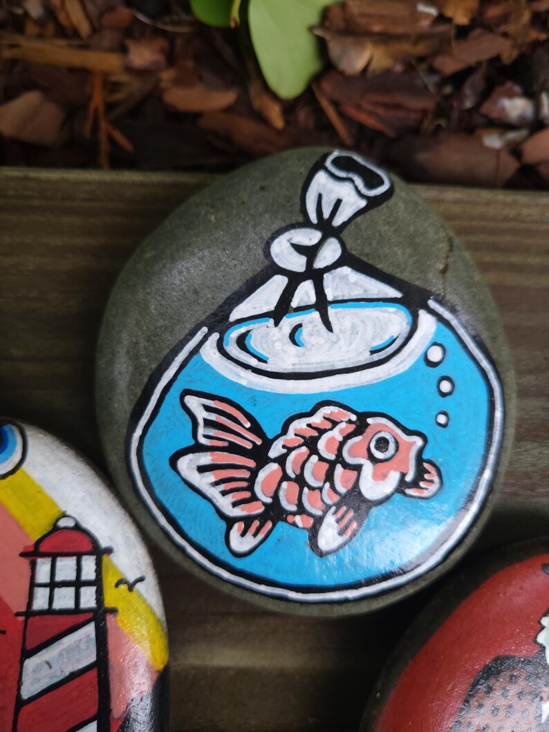 Fish Painted Rocks - Etsy