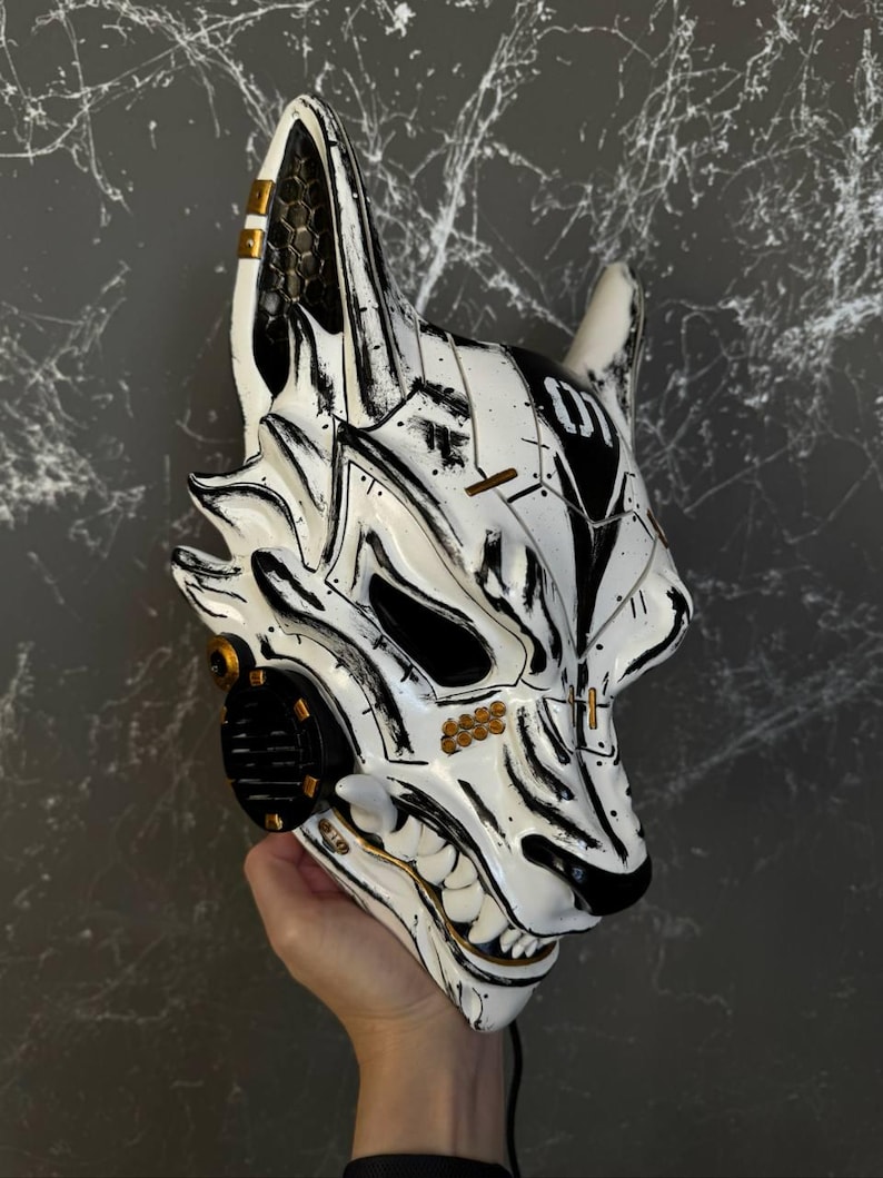 Cyberpunk Mask: White Kitsune RGB LED, Cosplay Resin Techwear - Etsy