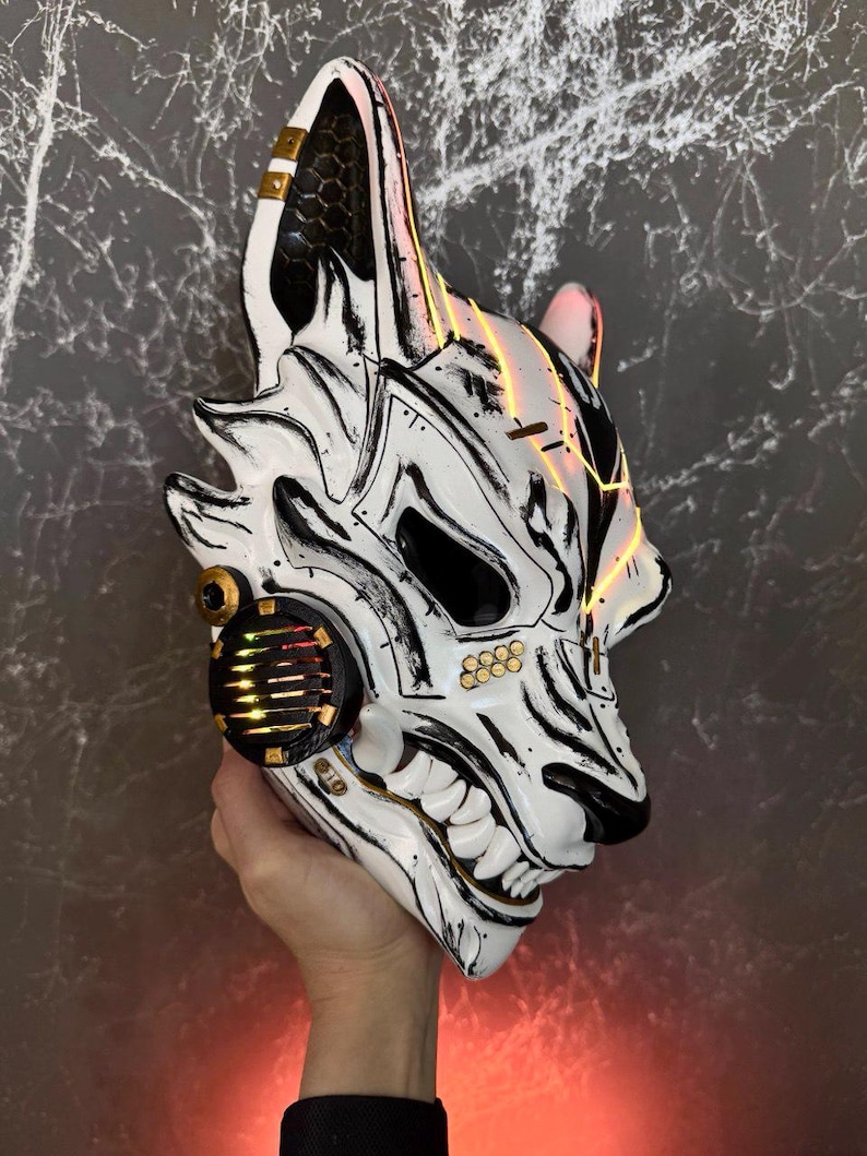 Cyberpunk Mask LED: White Kitsune Smart RGB LED Blutooth Techwear ...