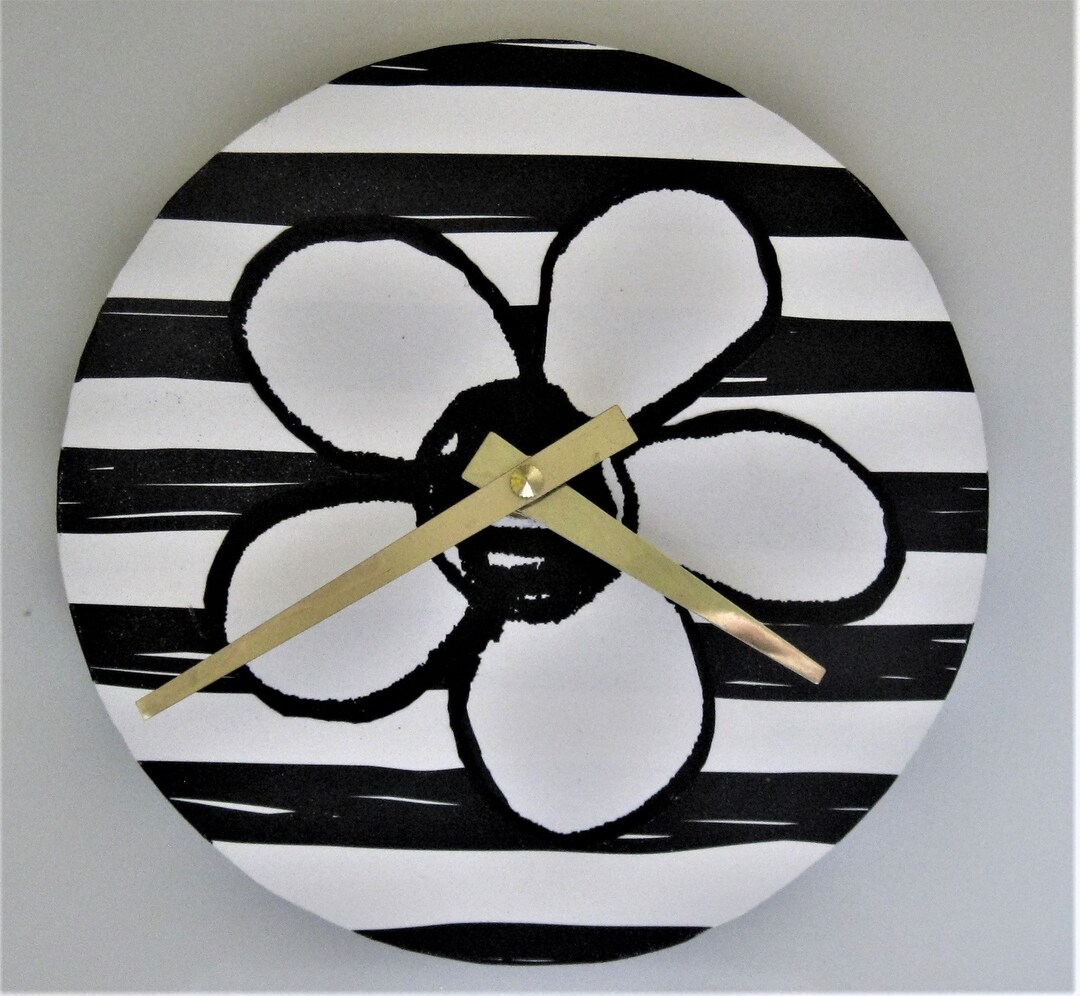 Small Artsy Wall Clock. 7 Inch Clock. Recycled Record. Flower Clock ...